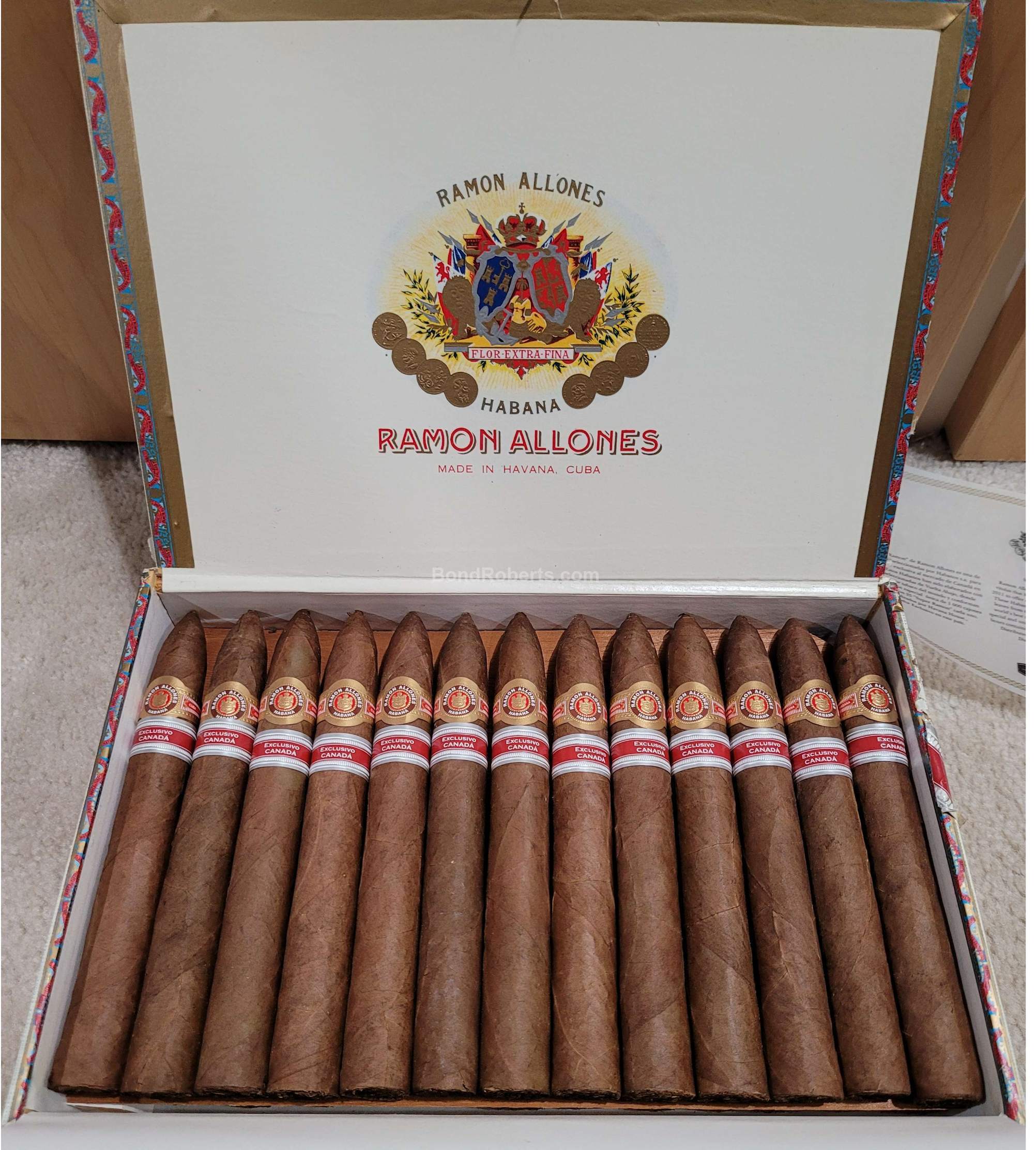 Ramón Allones Super Ramon Edición Regional Canadá 2011 Dress Box of 25 ...