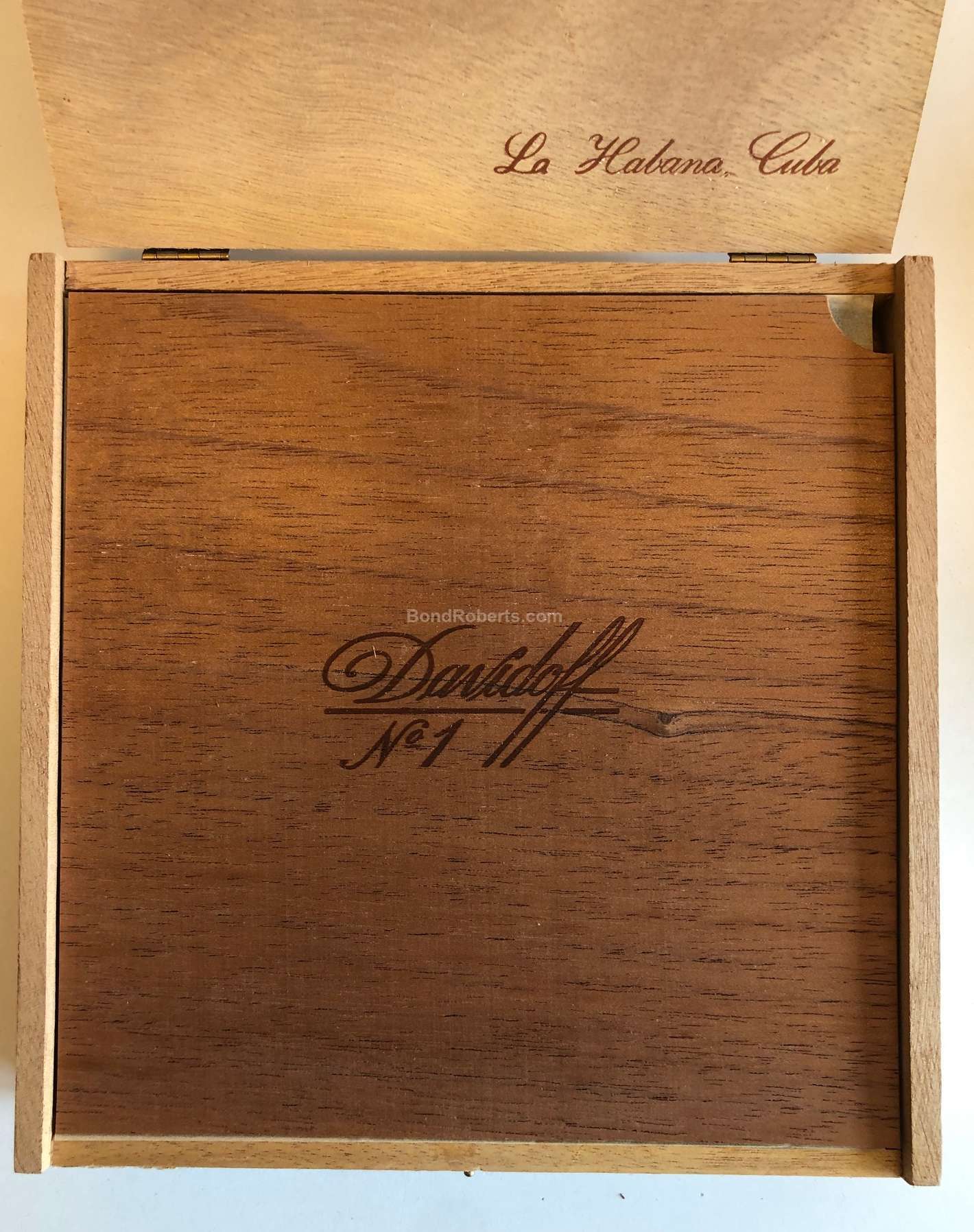 Davidoff No.1 0 Semi Boite Nature Box of 25 cigars